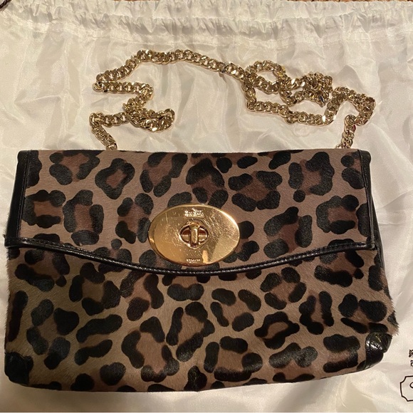 Coach | Bags | Coach Leopard Printed Haircalf Turnlock Clutch F3367 ...